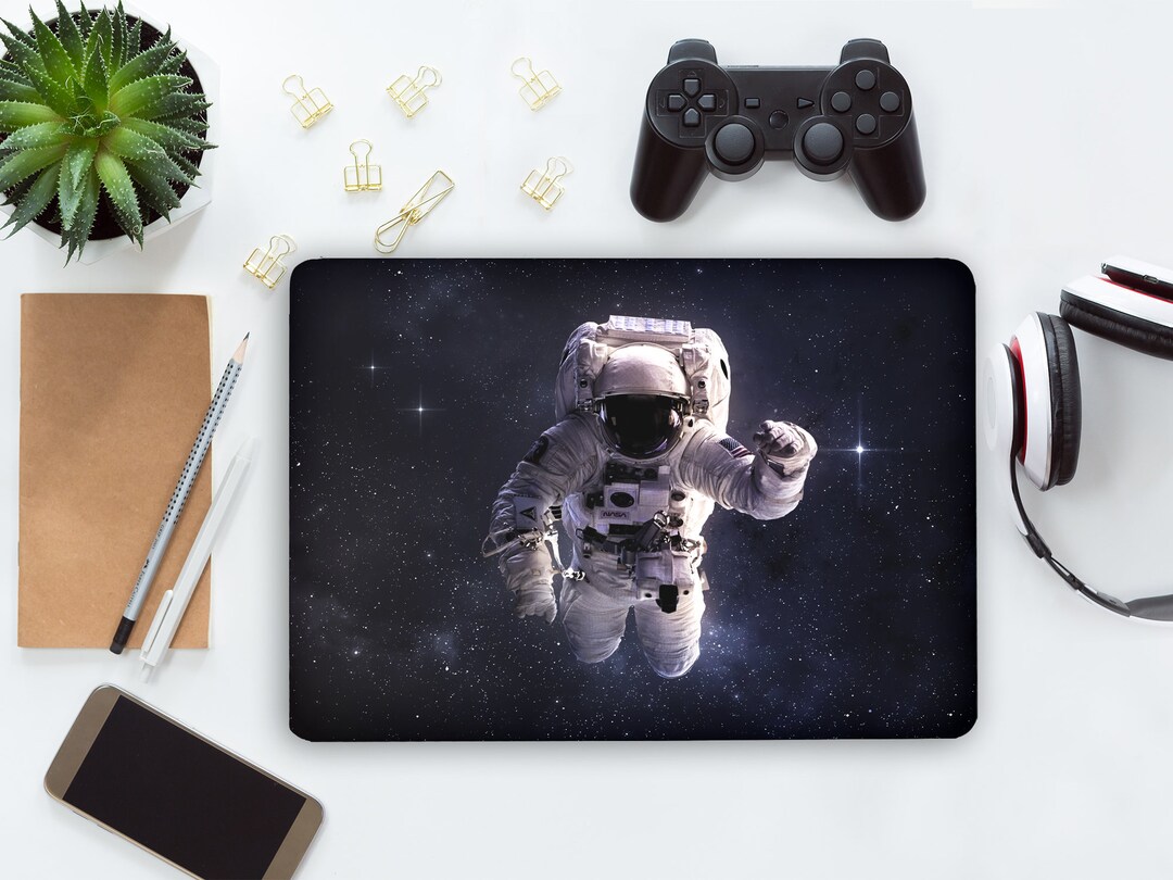 Astronaut Laptop Skin Notebook Vinyl Decal Galaxy Dell Hp Lenovo Asus ...