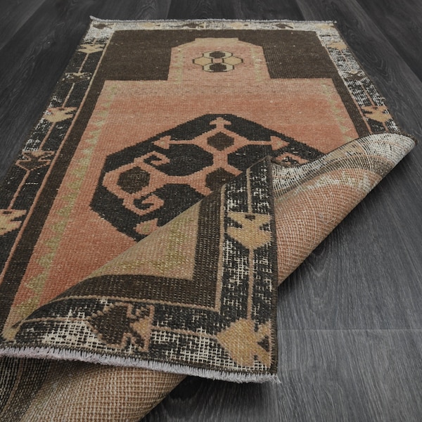 2x4 Runner Rug - Etsy