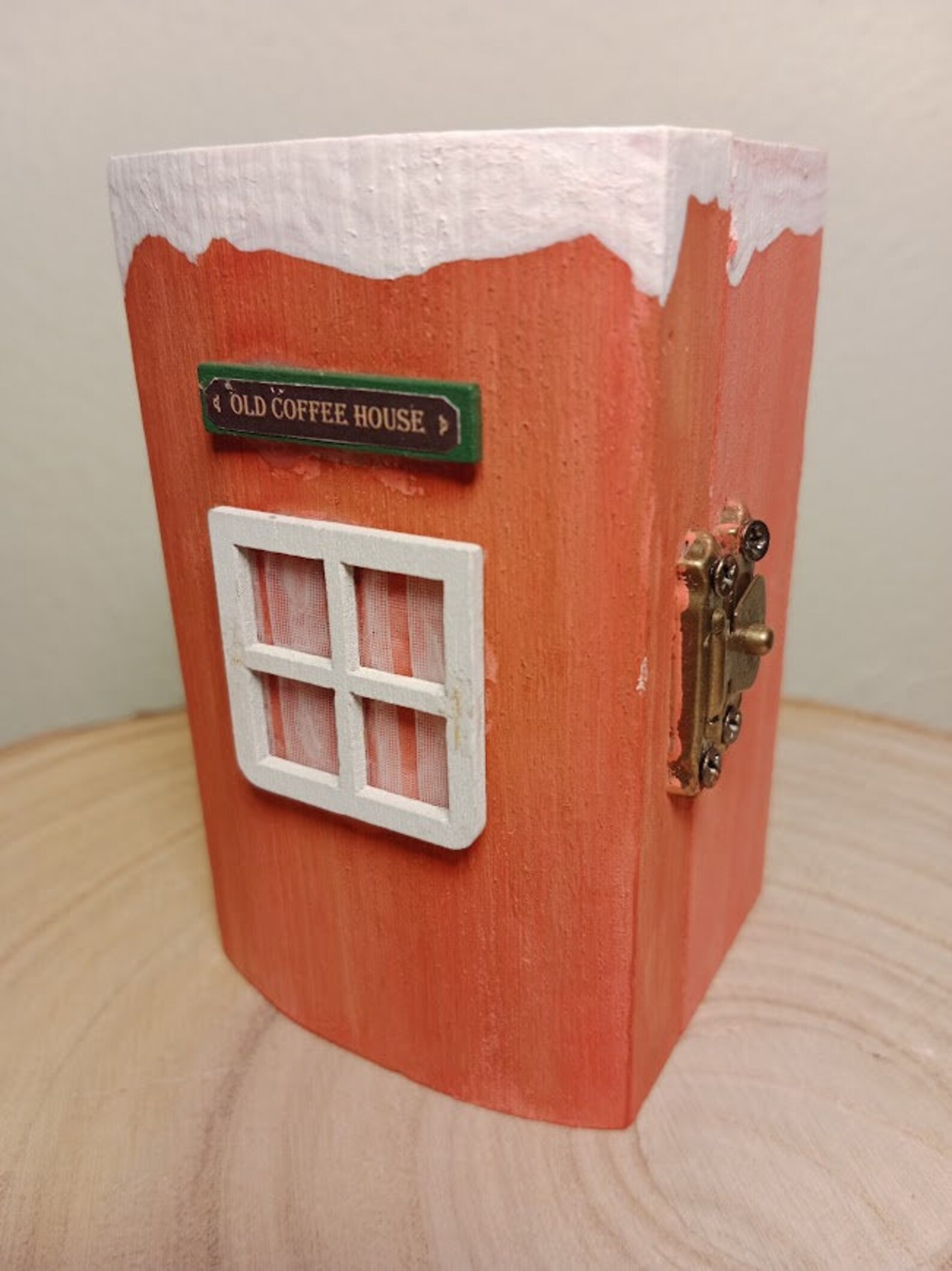 Miniature Old Coffee House Diorama in Wooden Box, Miniature Coffee Shop ...