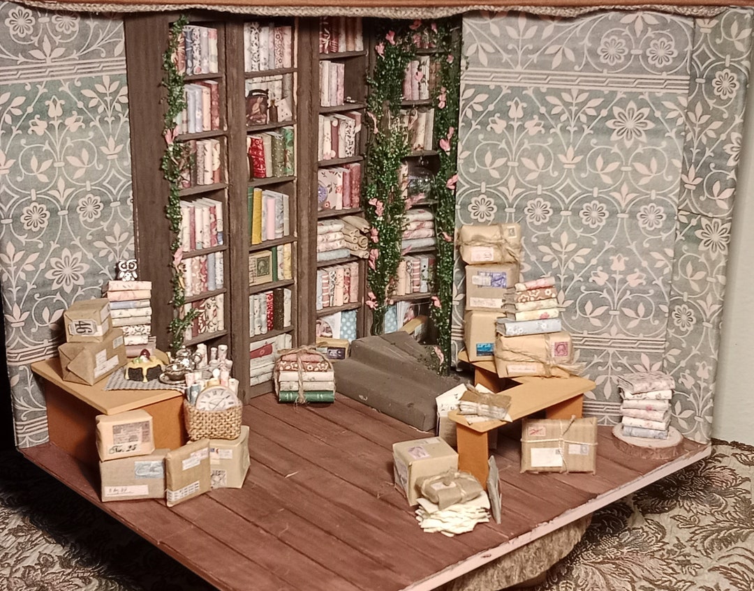 Miniature Library Diorama, Book Nook, Shelf Insert - Etsy