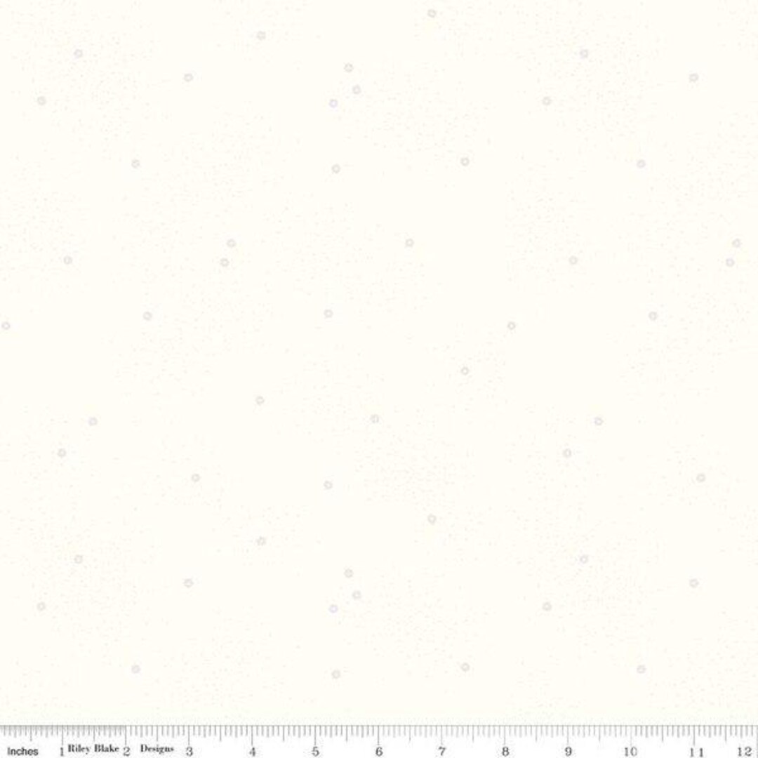 Dainty Daisy in White on Cloud (c700-white) | Dainty Daisy | Beverly ...