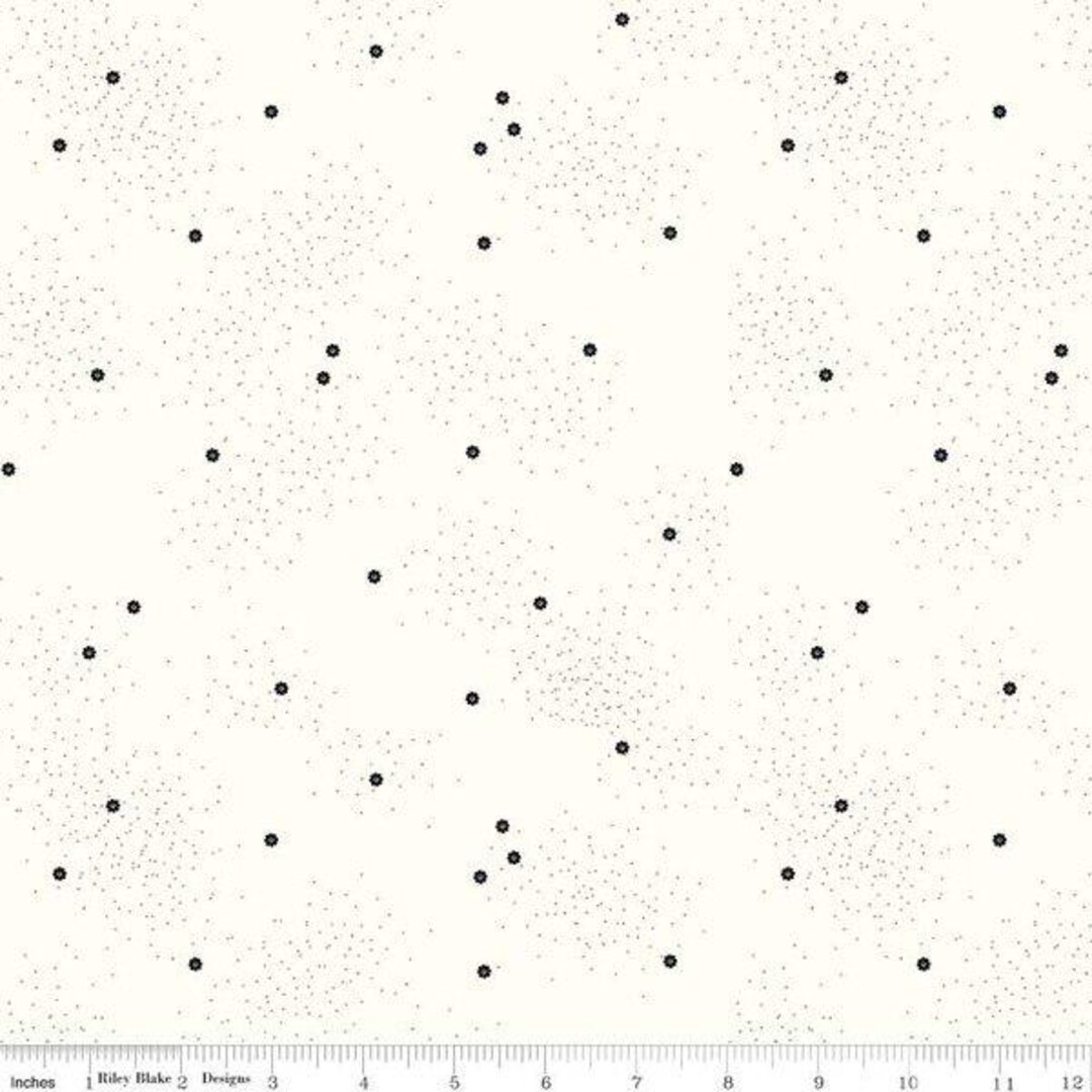 Dainty Daisy in Licorice on Cloud (c700-licorice) | Dainty Daisy ...