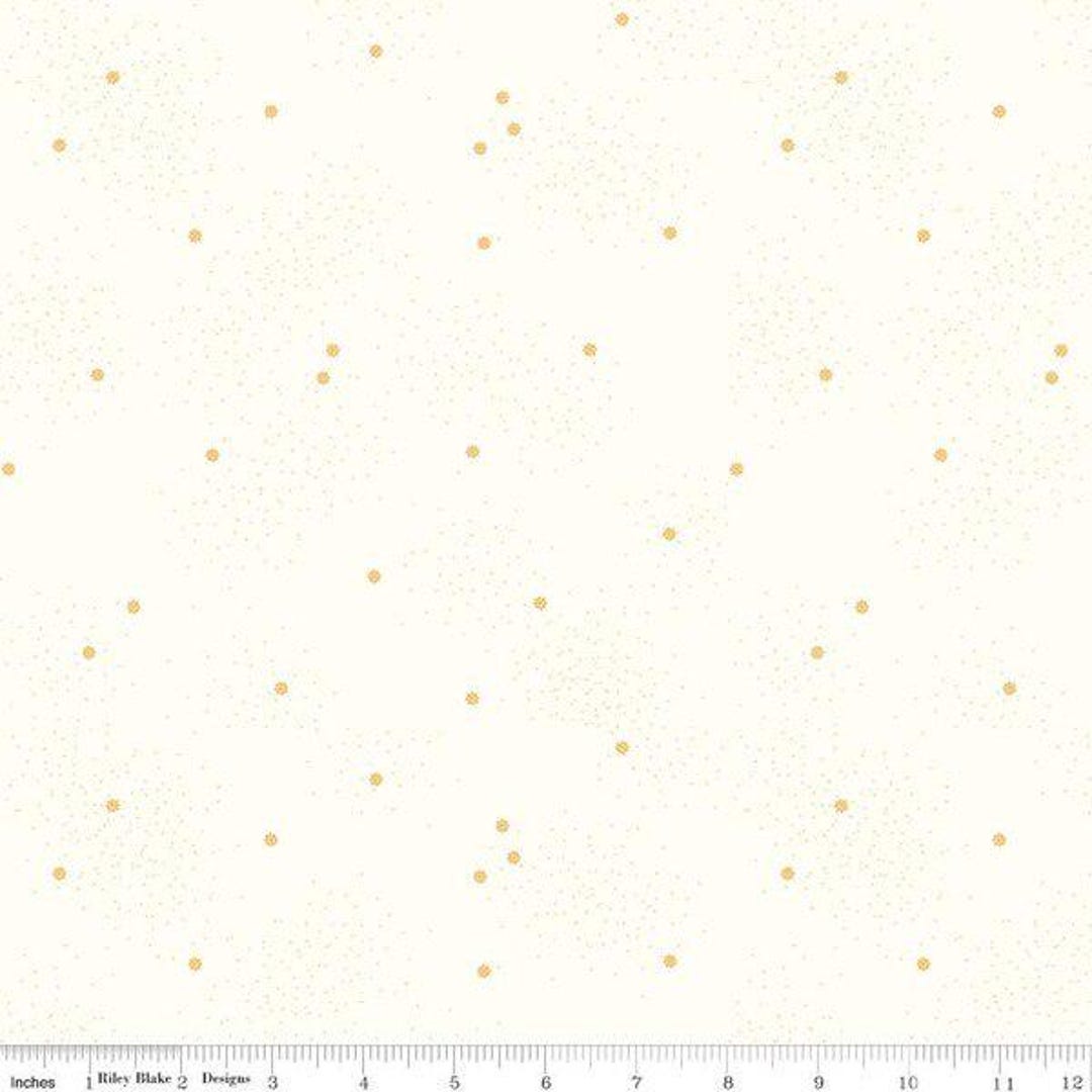 Dainty Daisy in Honey on Cloud (c700-honey) | Dainty Daisy | Beverly ...