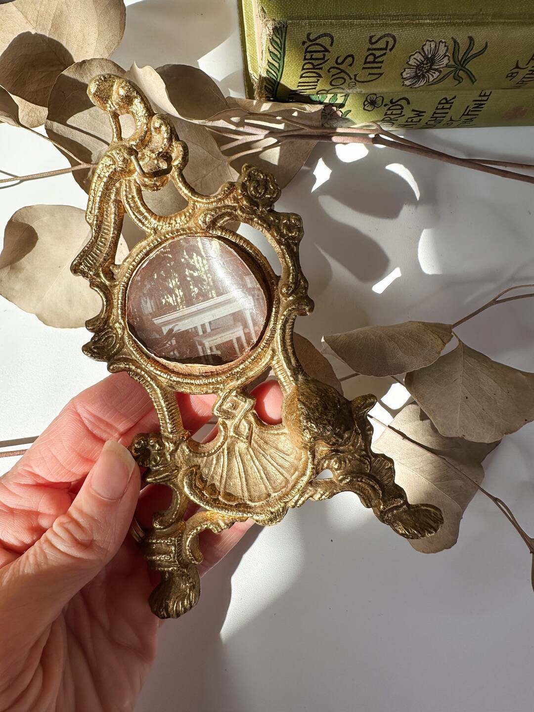 Vintage Brass Easel Style Mini Photo Frame or Display - Etsy