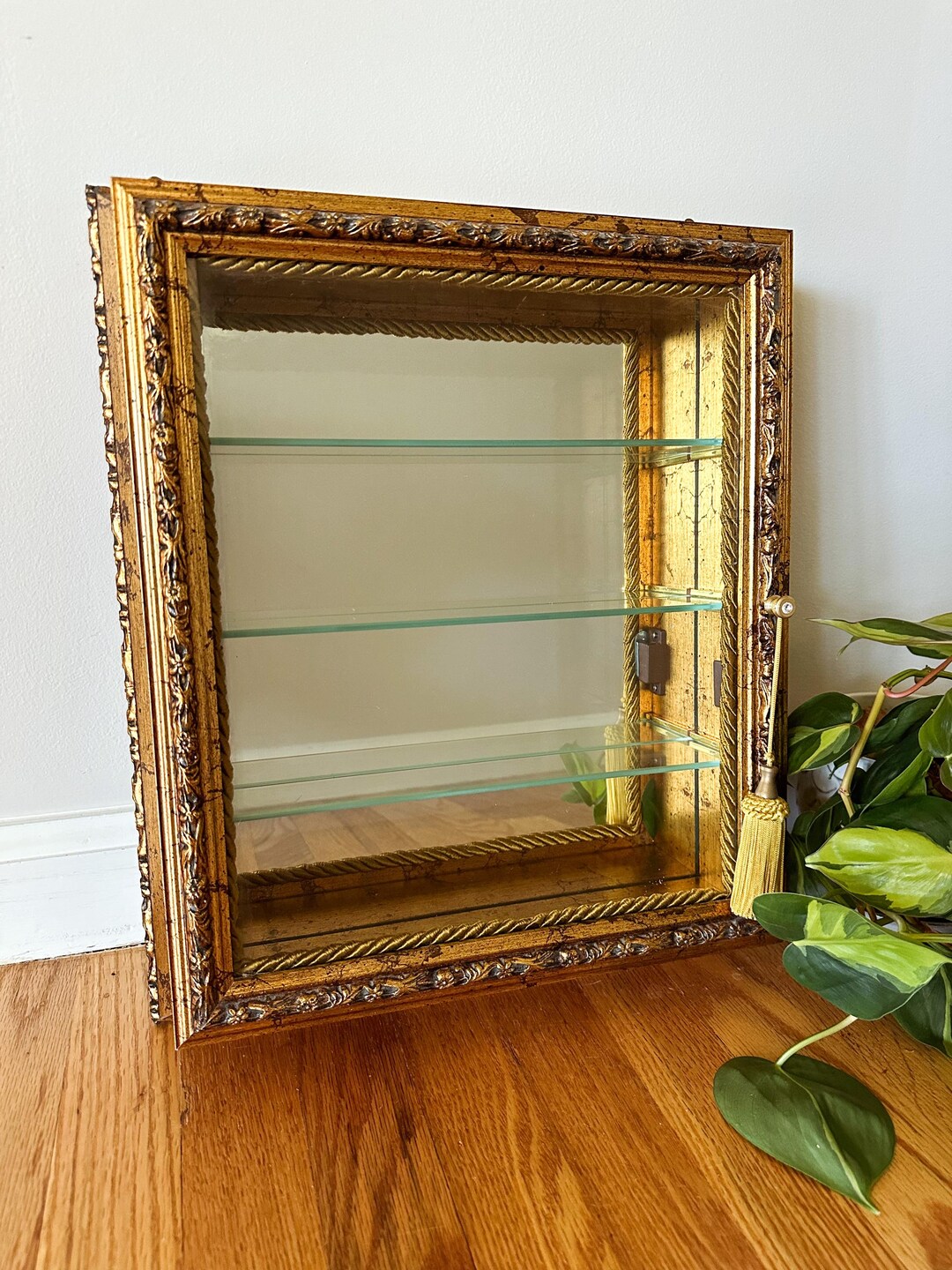 Vintage Italian Gilded Wood Display Shelf/wall Hanging Display Shelf ...
