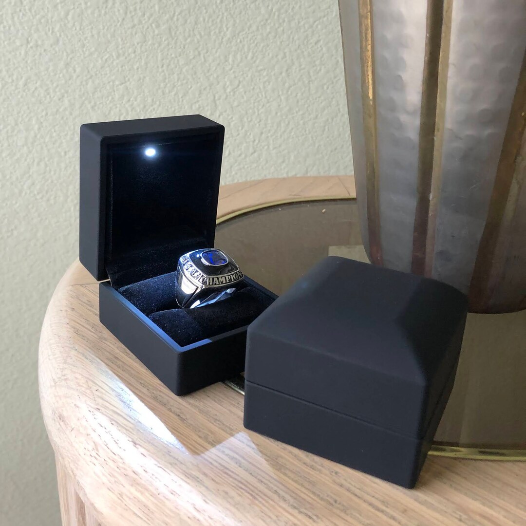 Championship Ring Clamshell Ring Box - Etsy
