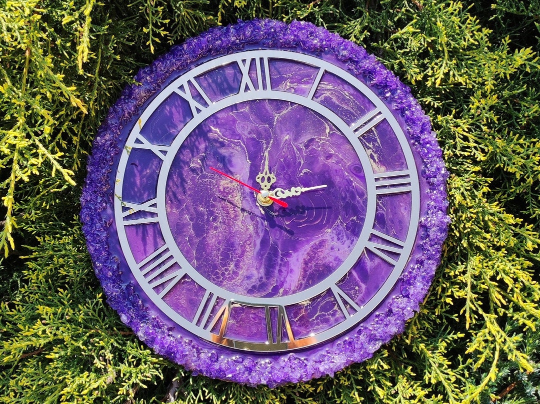 Purple Wall Clock Modern, Amethyst Color Round Resin Wall Clock Unique ...