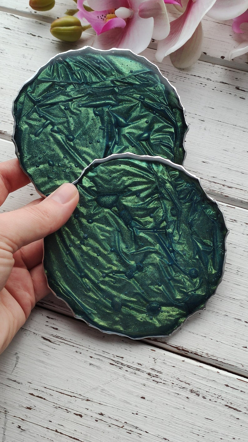 Emerald Green Resin Coasters Set: Handmade Wavy Coffee Table Decor - Etsy