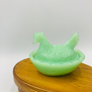 Beautiful Jadeite Green Hen on Nest Miniature Salt Cellar FREE SHIPPING ...