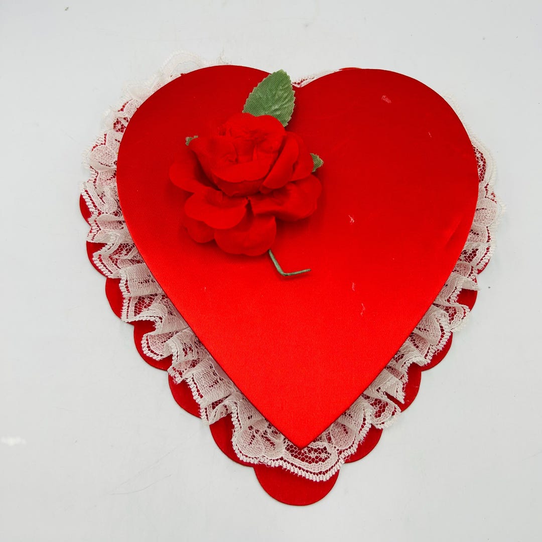 Vintage 9” Valentine’s Day Candy Heart Box Satin With Lace - Etsy