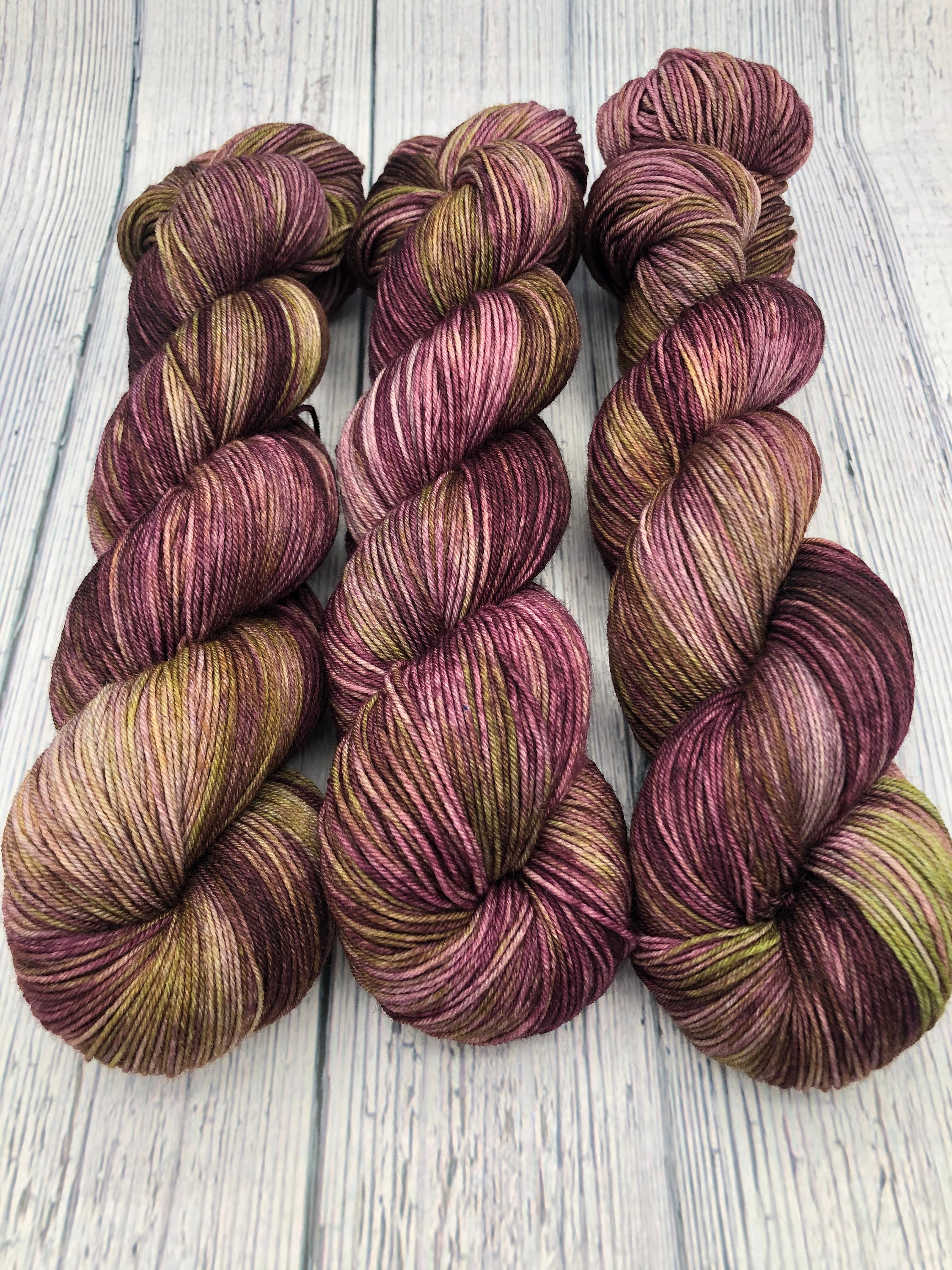 Hand dyed variegated fingering yarn | Etsy