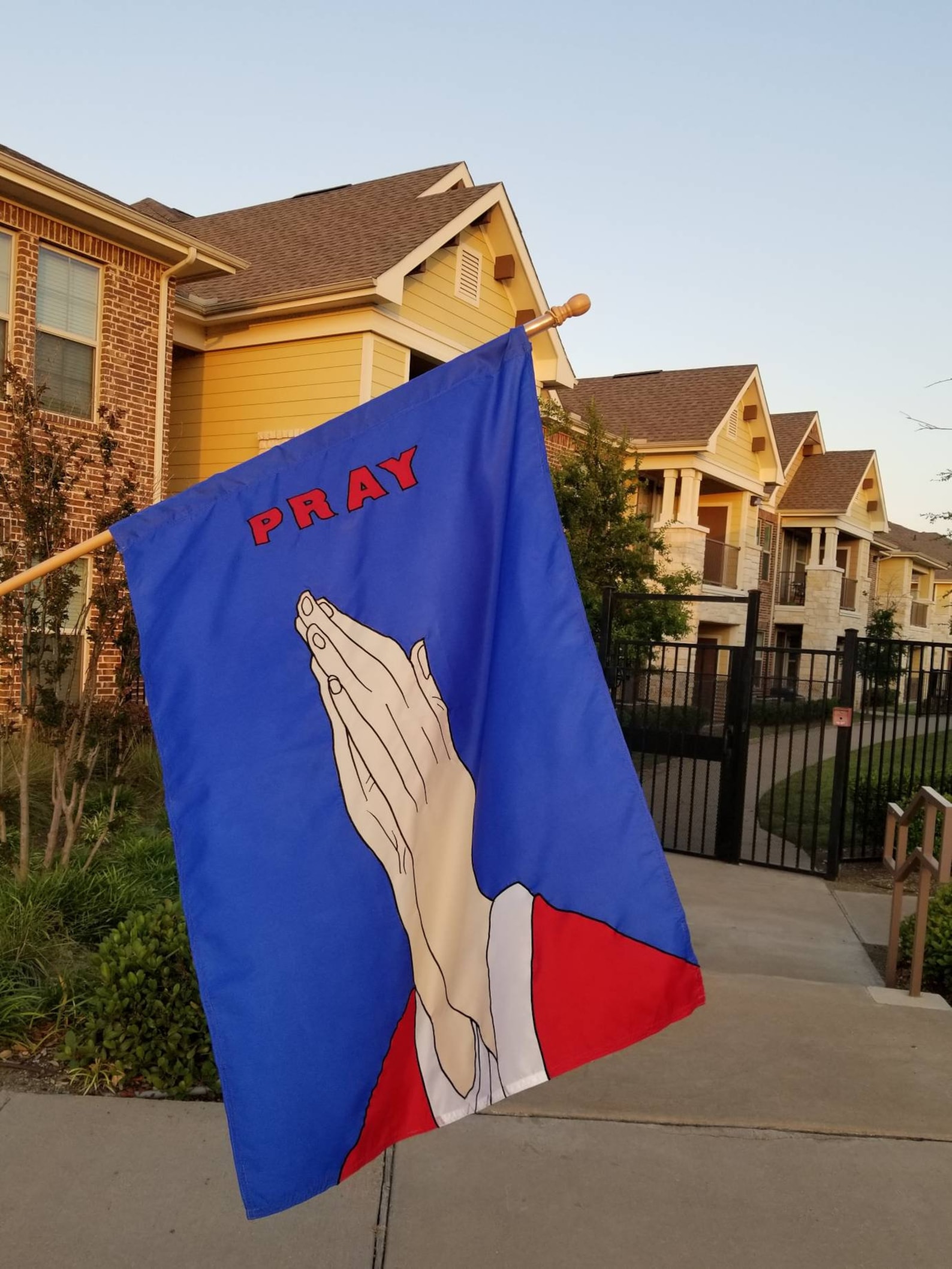 Large House Flag Custom House Flag Monogram Flag Applique - Etsy