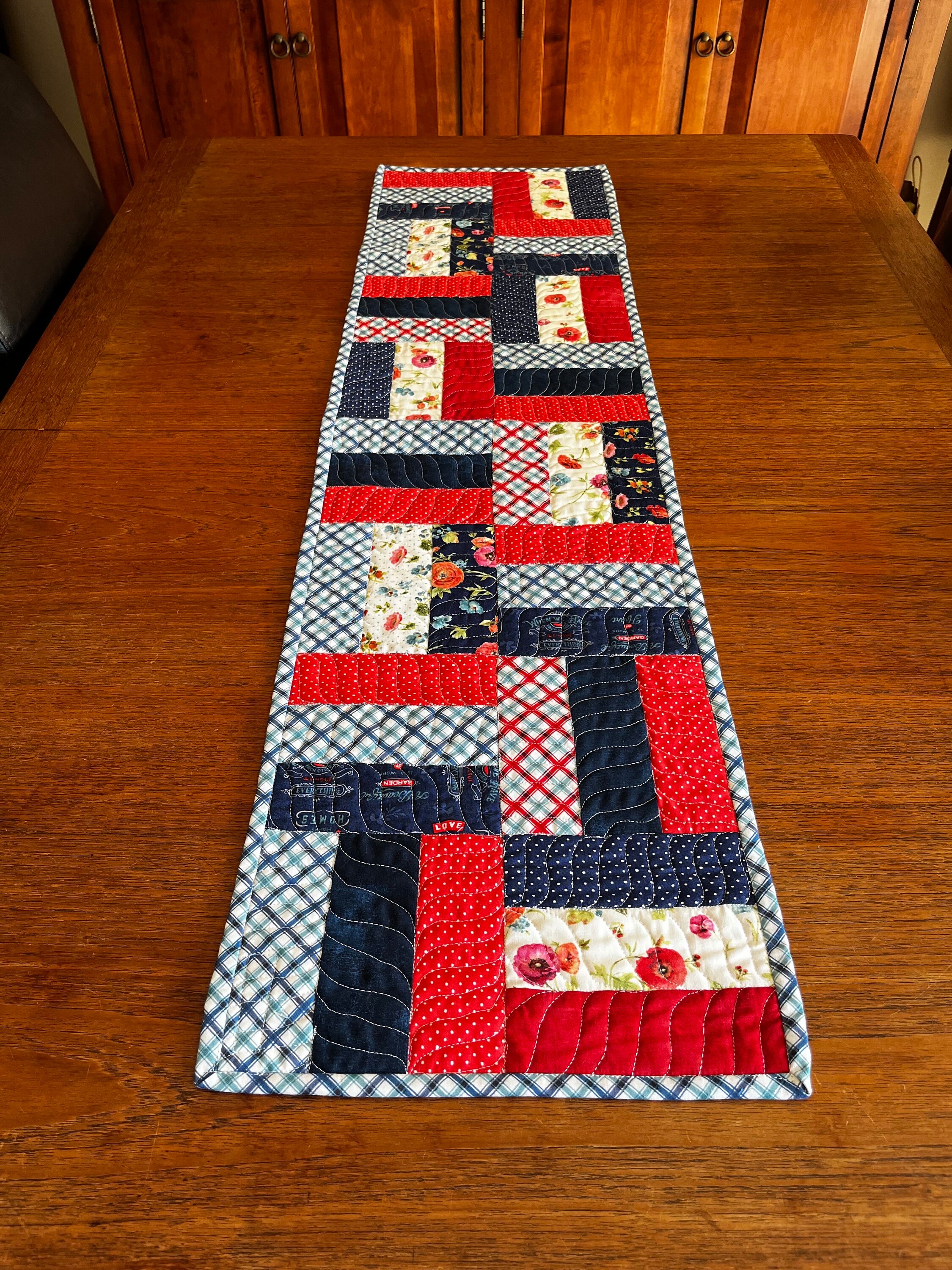 Red, White, and Blue Table Runner Topper Quilt - Etsy