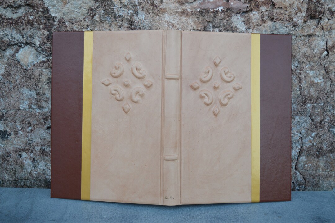 Portfolio Decorated With Crosses - Etsy