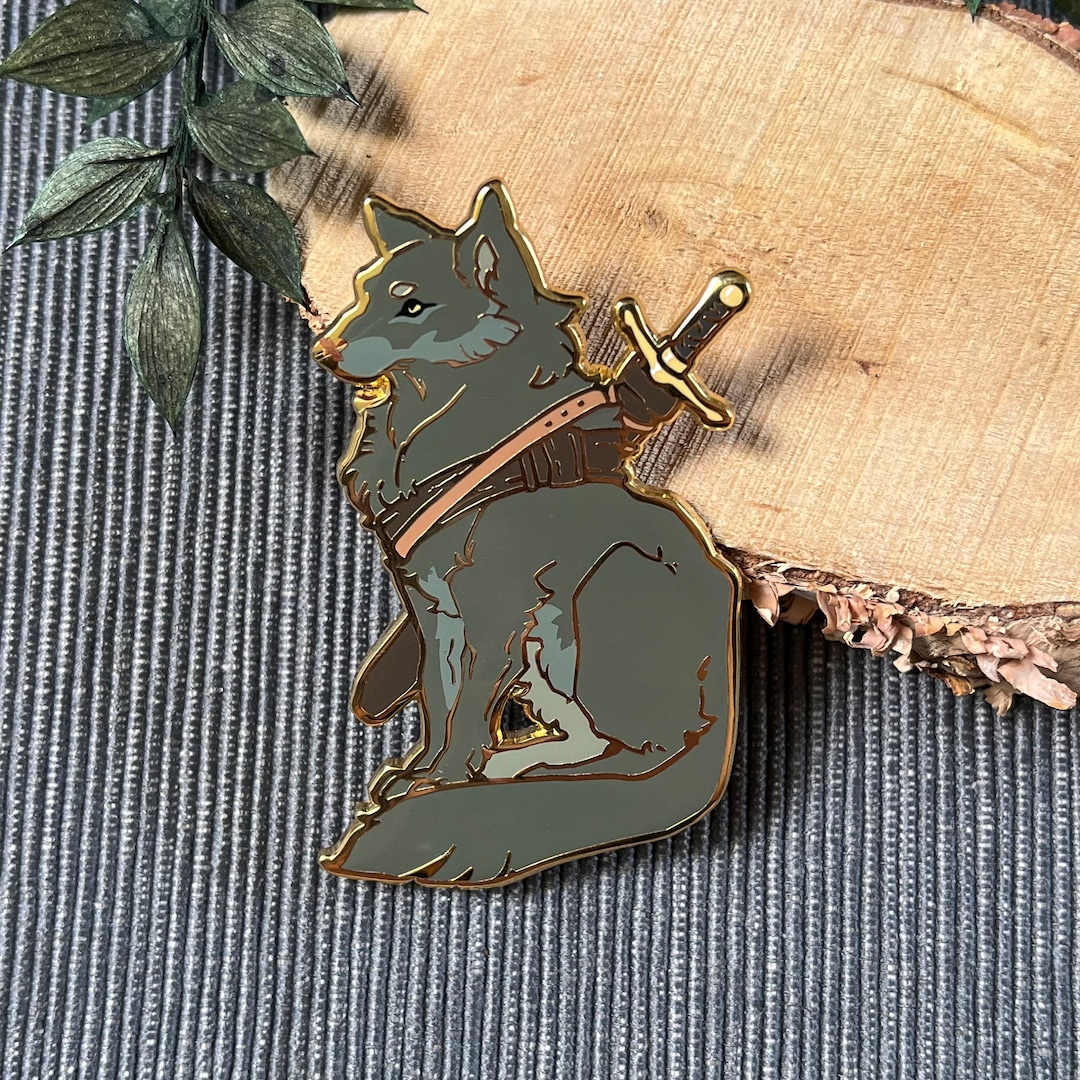 Adventurer Wolf | Hard Enamel Pin | Wolf Forest Lapel Pin Collector ...