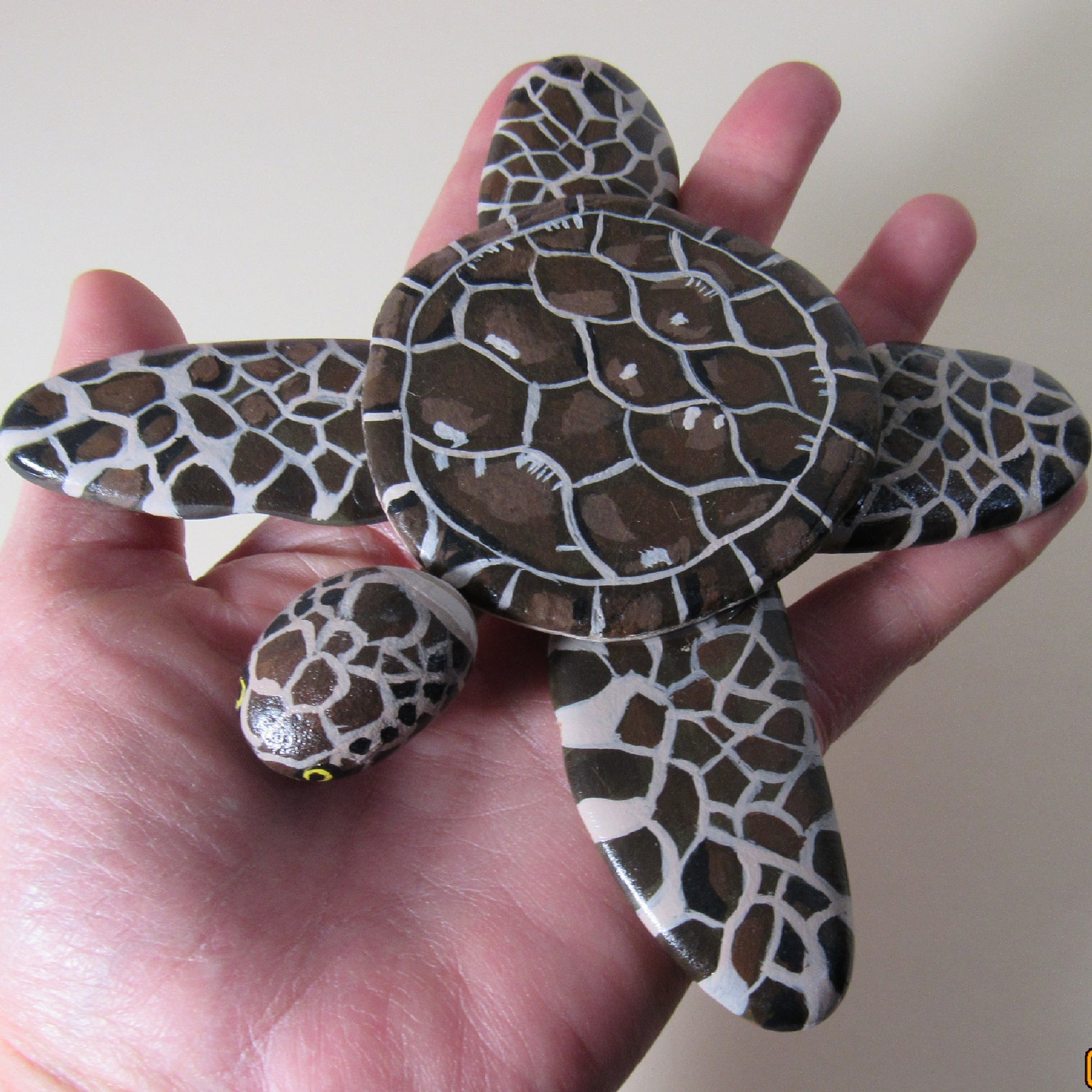 Sea Turtle Painted Rock Hand Painted Rock Turtle Rock Art Animals ...