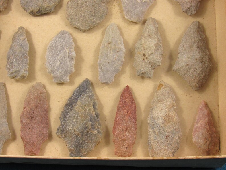 Group of Large Prehistoric Indian Arrowheads Artifacts - Etsy