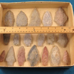 Group of Large Prehistoric Indian Arrowheads Artifacts - Etsy
