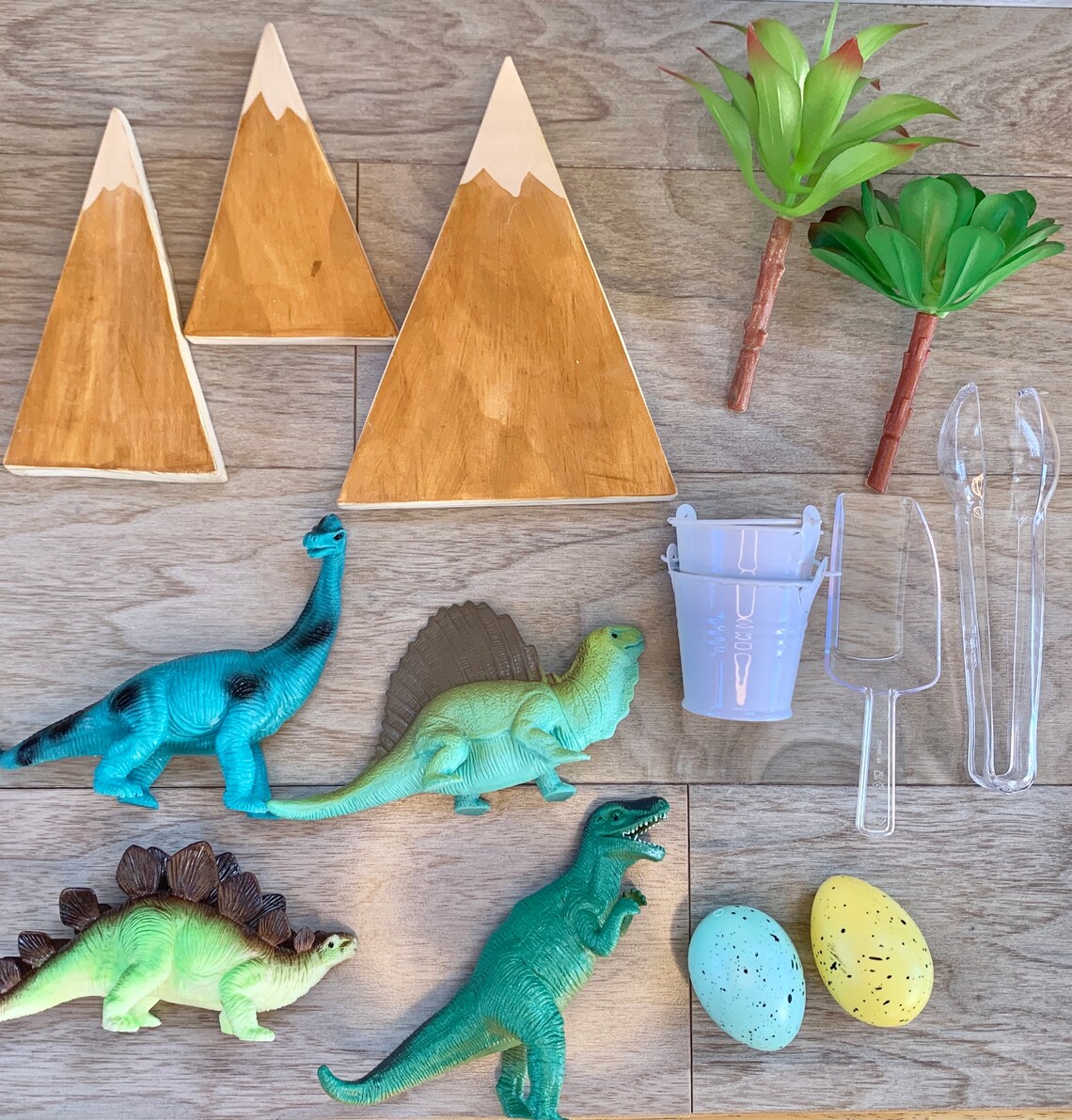 Dinosaur Sensory Bin - Etsy