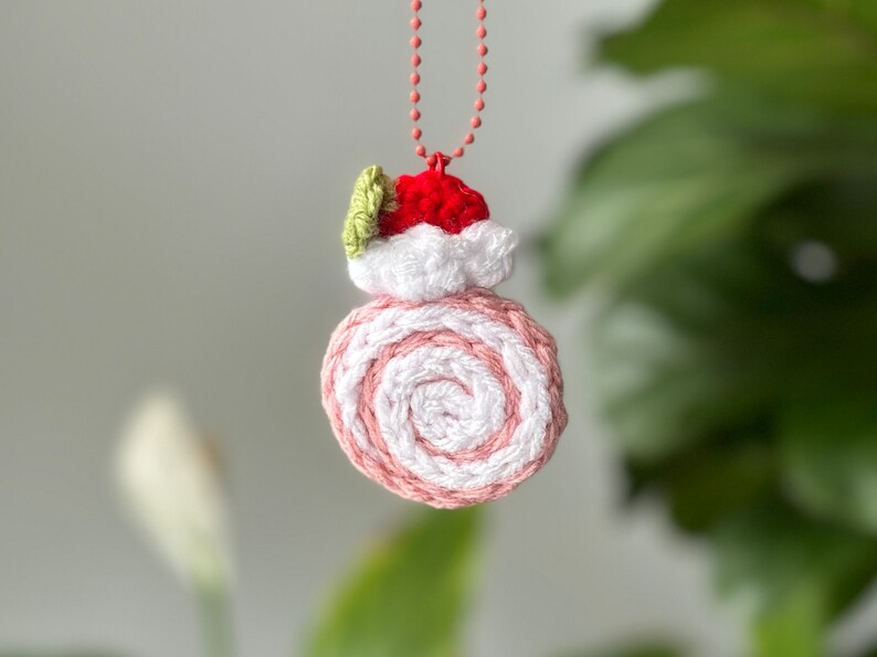 Cute Crochet Swiss Roll Keychain | Handmade Cake Keychain Accessory - Etsy