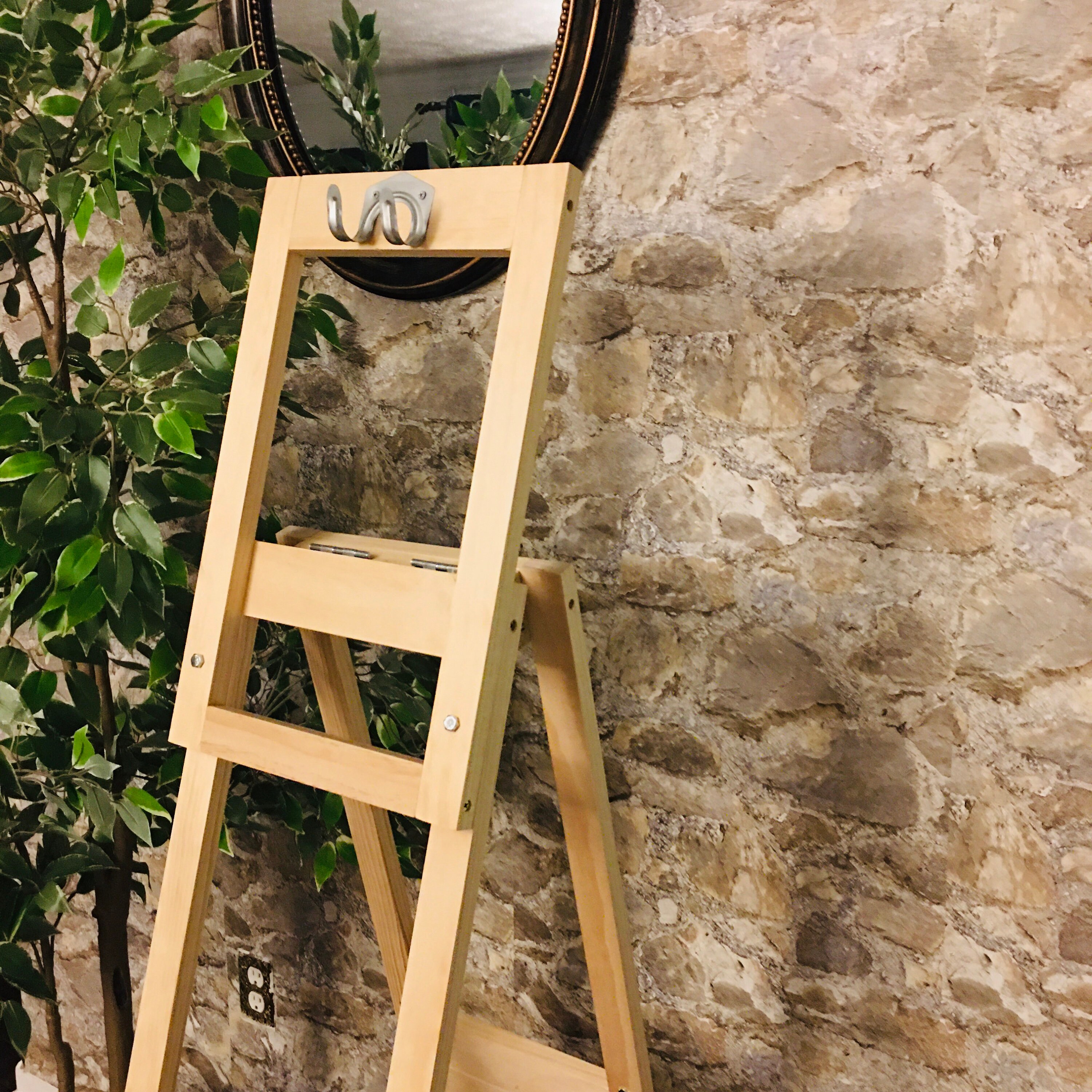 Adjustable Foldable Wreath Stand: Crafting Easel (4ft or 5ft) - Etsy
