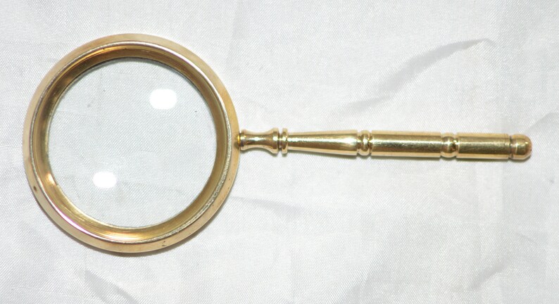 DECORATIVE TABLE DECOR Solid Brass Magnifying Glass in Shiny Finish ...