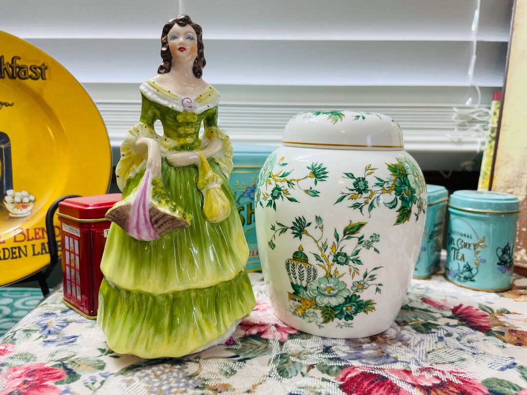 Vintage 1960s Crown Staffordshire English Bone China Ginger Jar Kowloon - Etsy