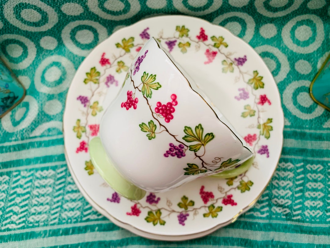 Vintage 1950s Shelley English Bone China Trio - Wine Grape - Etsy