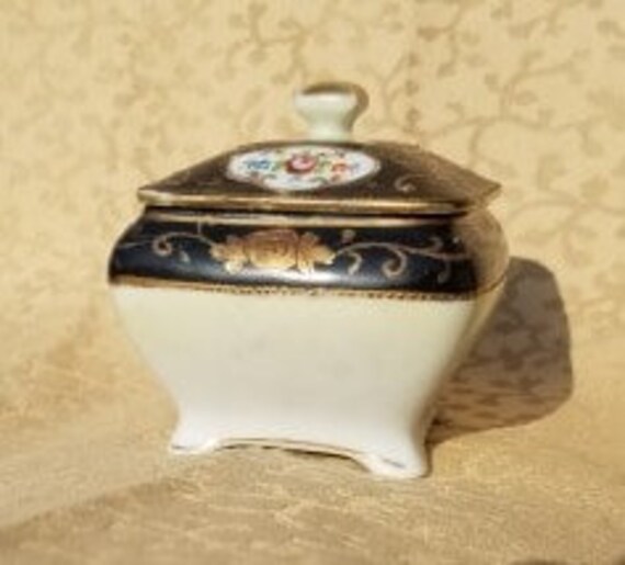 Antique Hand Painted Nippon Porcelain Powder Box Trin… - Gem