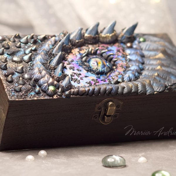 Dragon Eye Box - Etsy