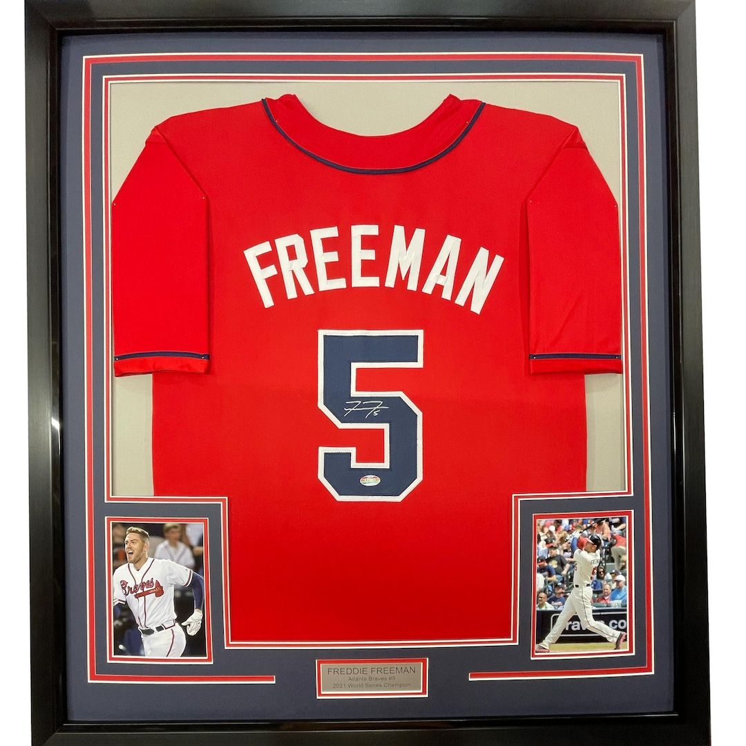 Framed Autographed/signed Freddie Freeman 35x39 Atlanta Red Jersey Lojo ...