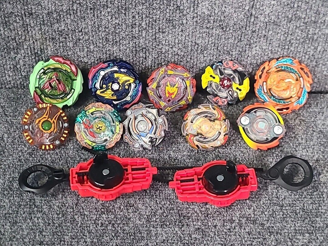 Vintage Beyblade Collection, Lot of 10 Various Types 2 Launchers - Etsy