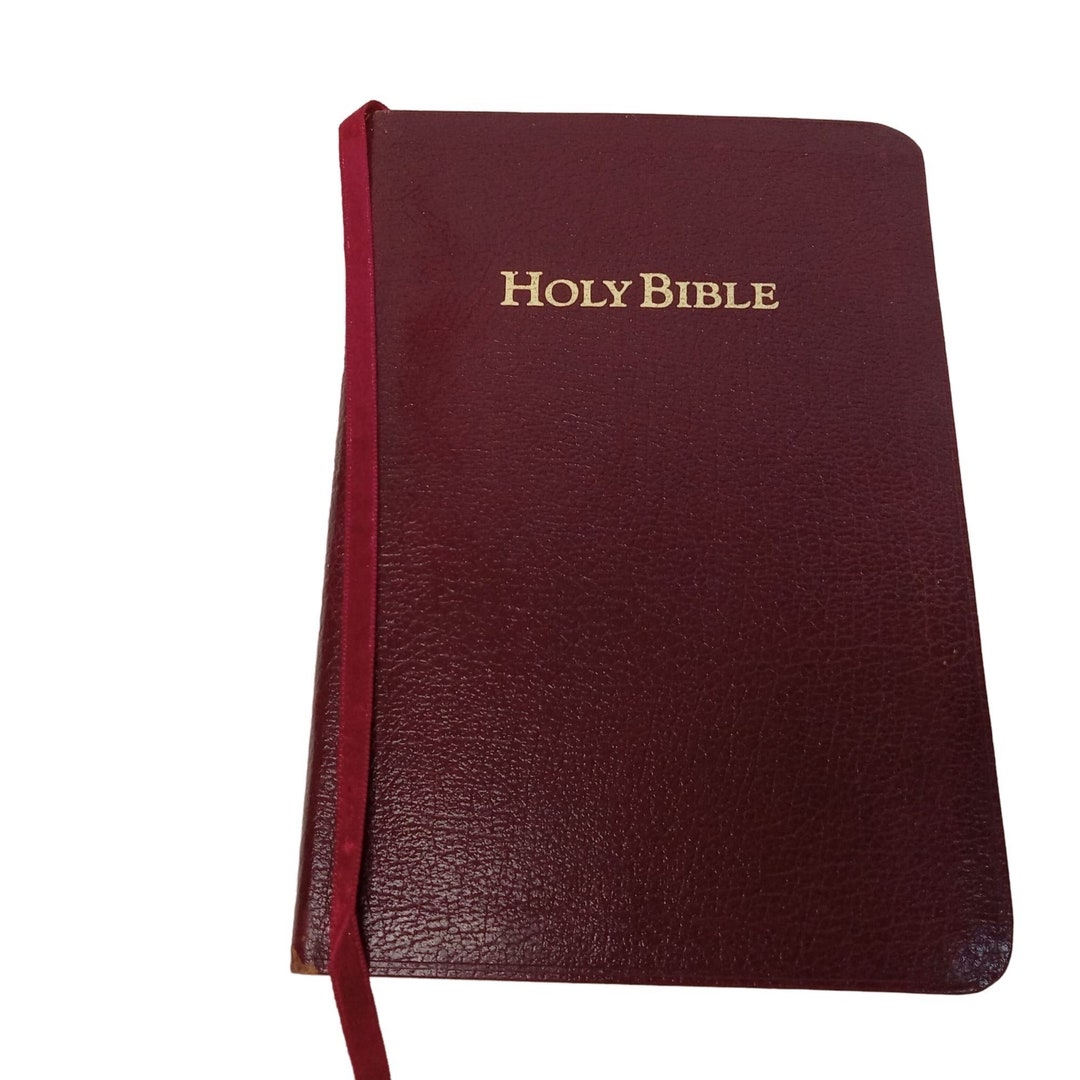 Holy Bible 1983 NKJV Burgundy Thomas Nelson 745BG Bonded Red Leather ...