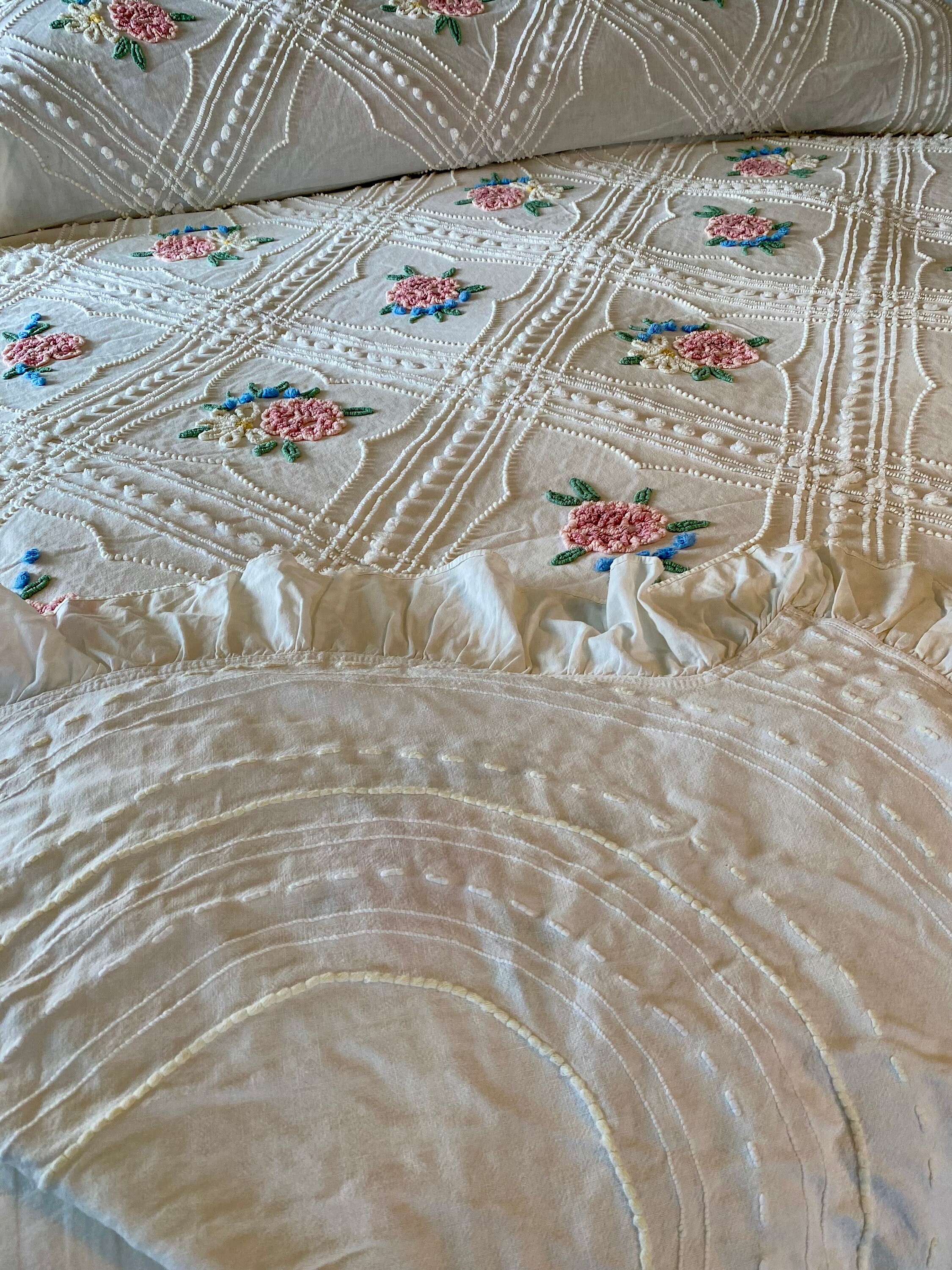 Vintage Chenille Bedspread Cabin Craft Pink Cabbage Rose and - Etsy