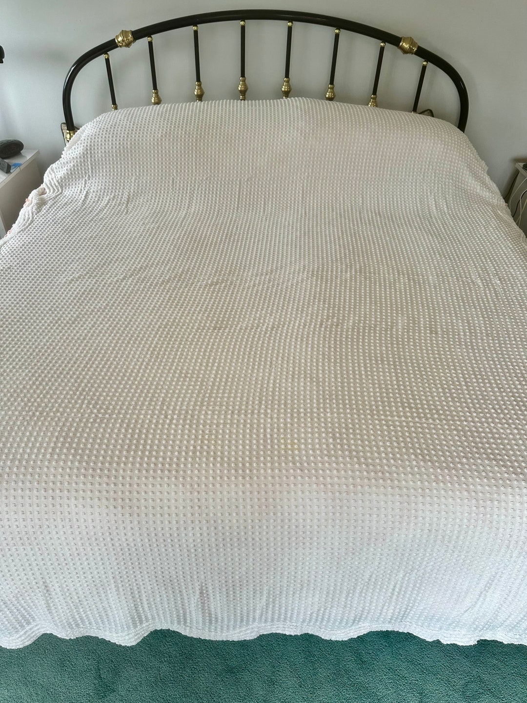 Vintage Morgan Jones White Pops With Silver Mylar and Scalloped Edges ...