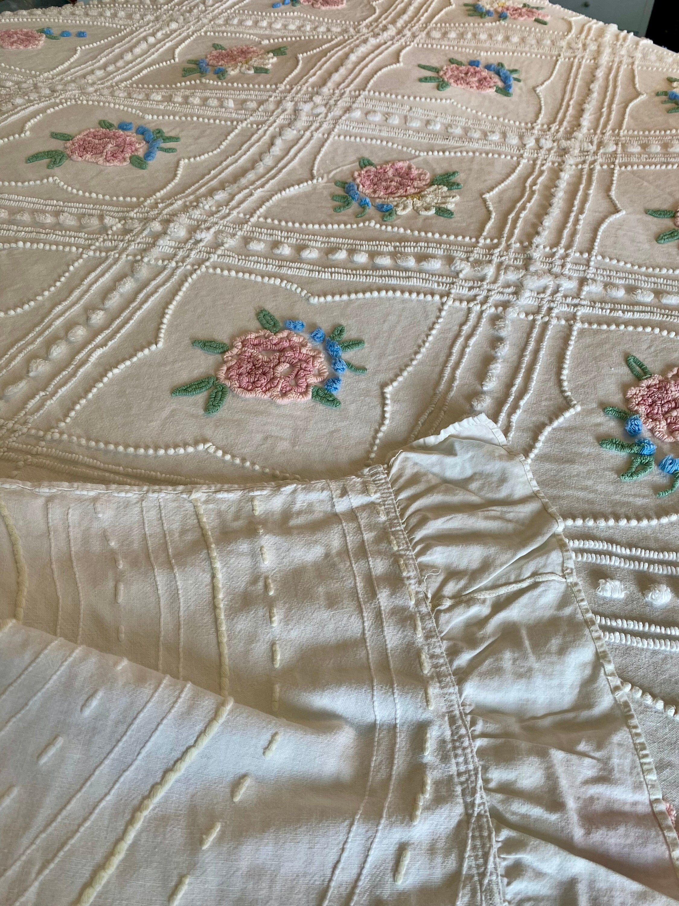 Vintage Chenille Bedspread Cabin Craft Pink Cabbage Rose and - Etsy