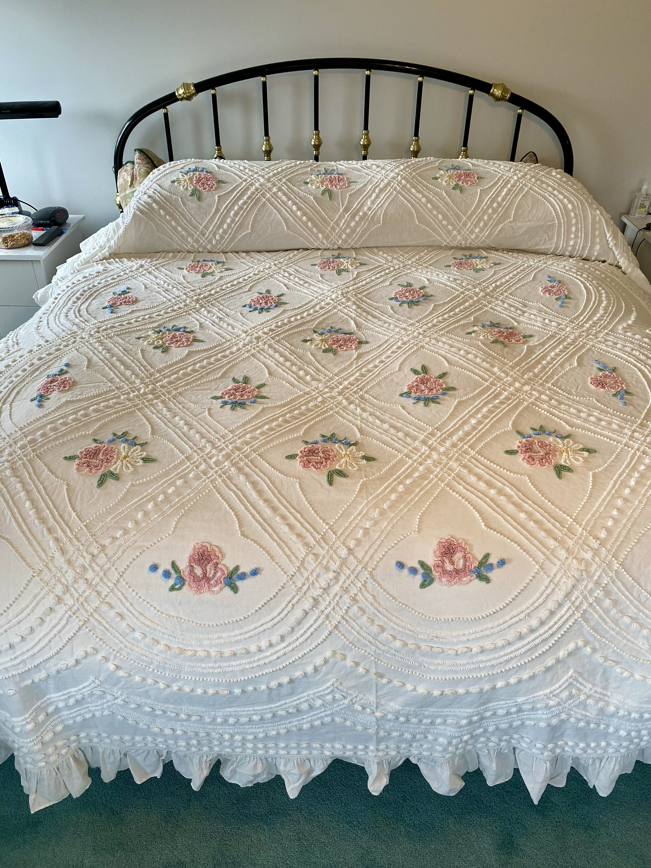 Vintage Chenille Bedspread Cabin Craft Pink Cabbage Rose and Big White ...
