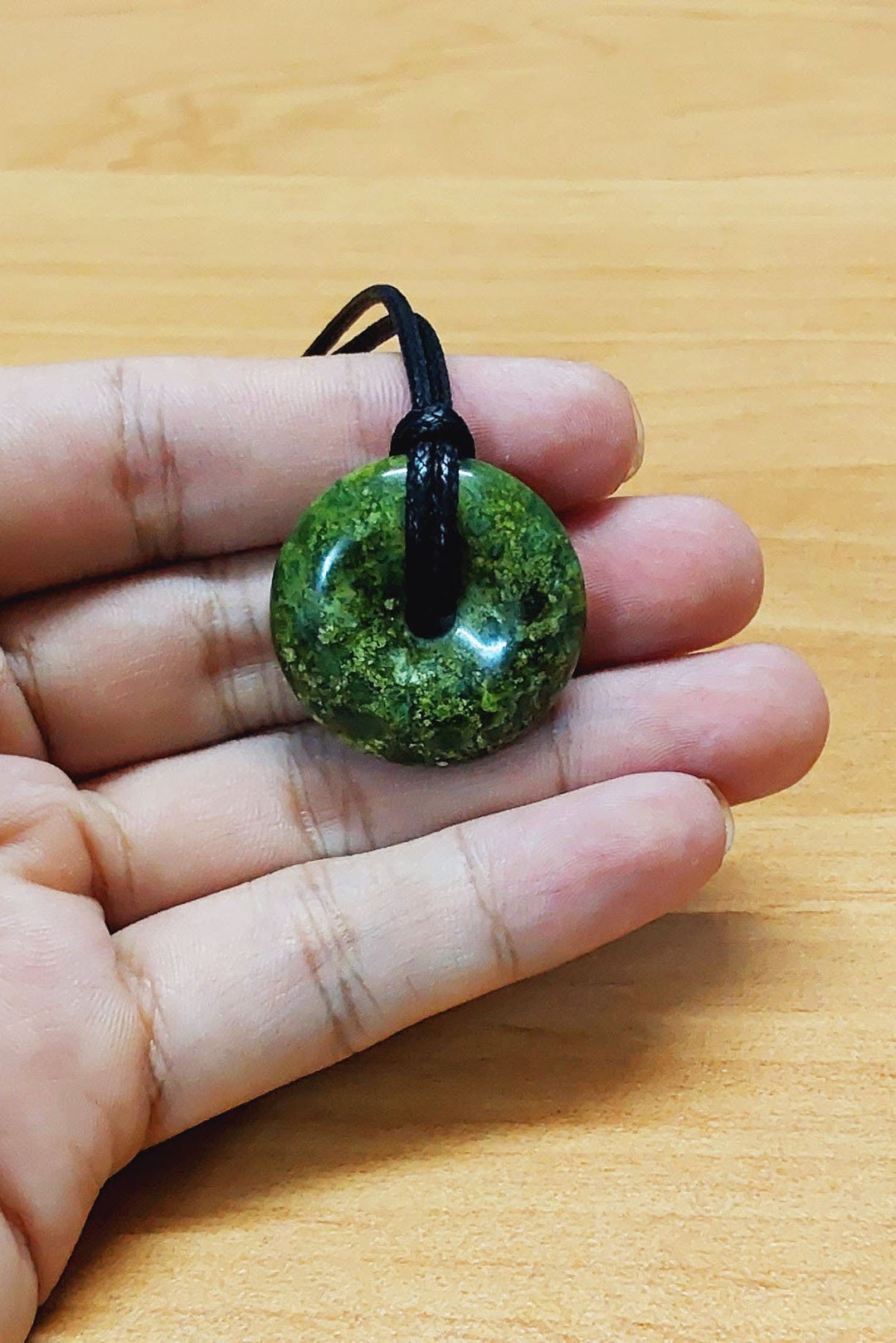 Crystal Donut Pendant, Pi Stone, Serpentine Necklace, Pendant Necklaces ...