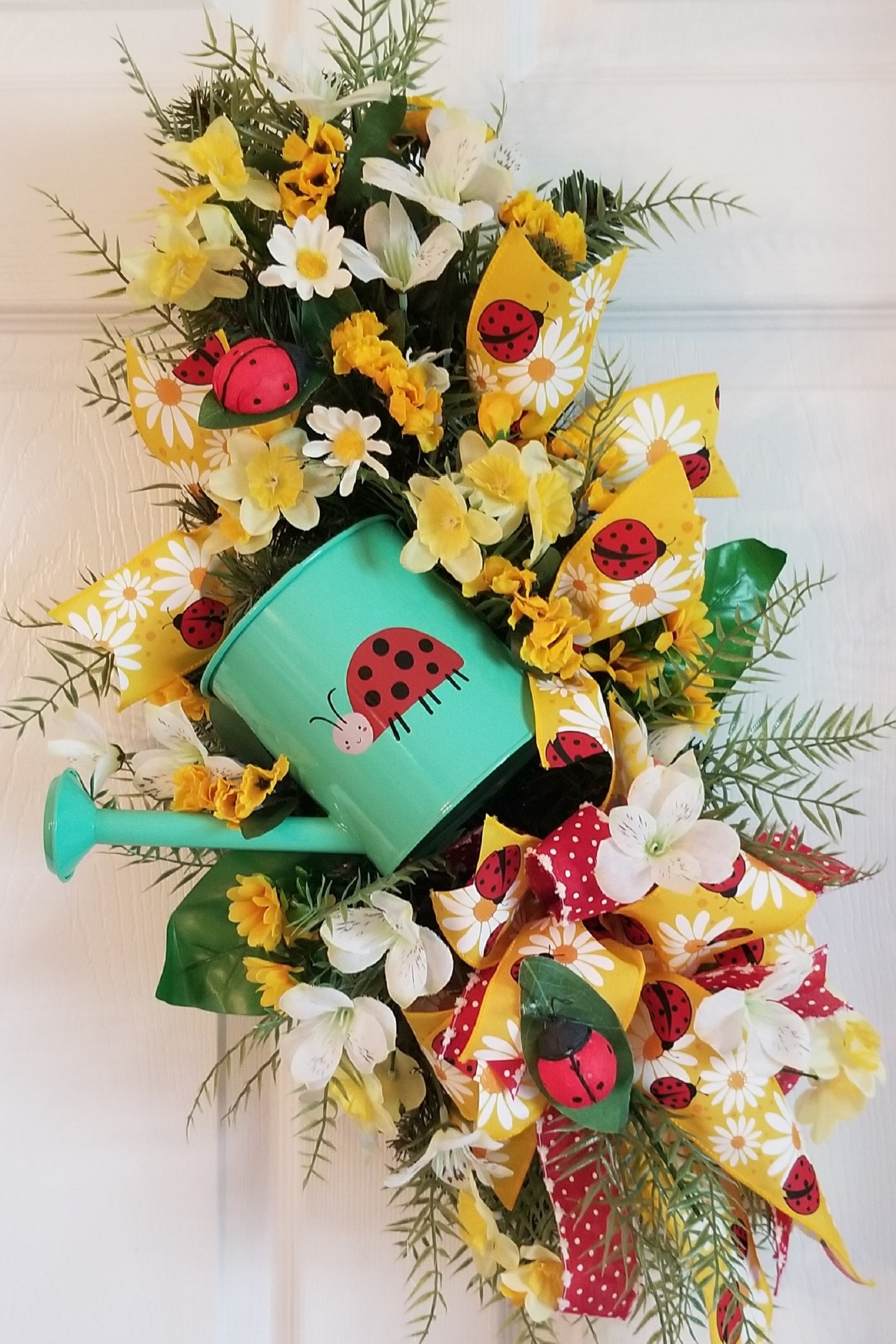 Lady Bug Spring Front Door Swag, Yellow Daisy Lady Bug Door Hanger ...