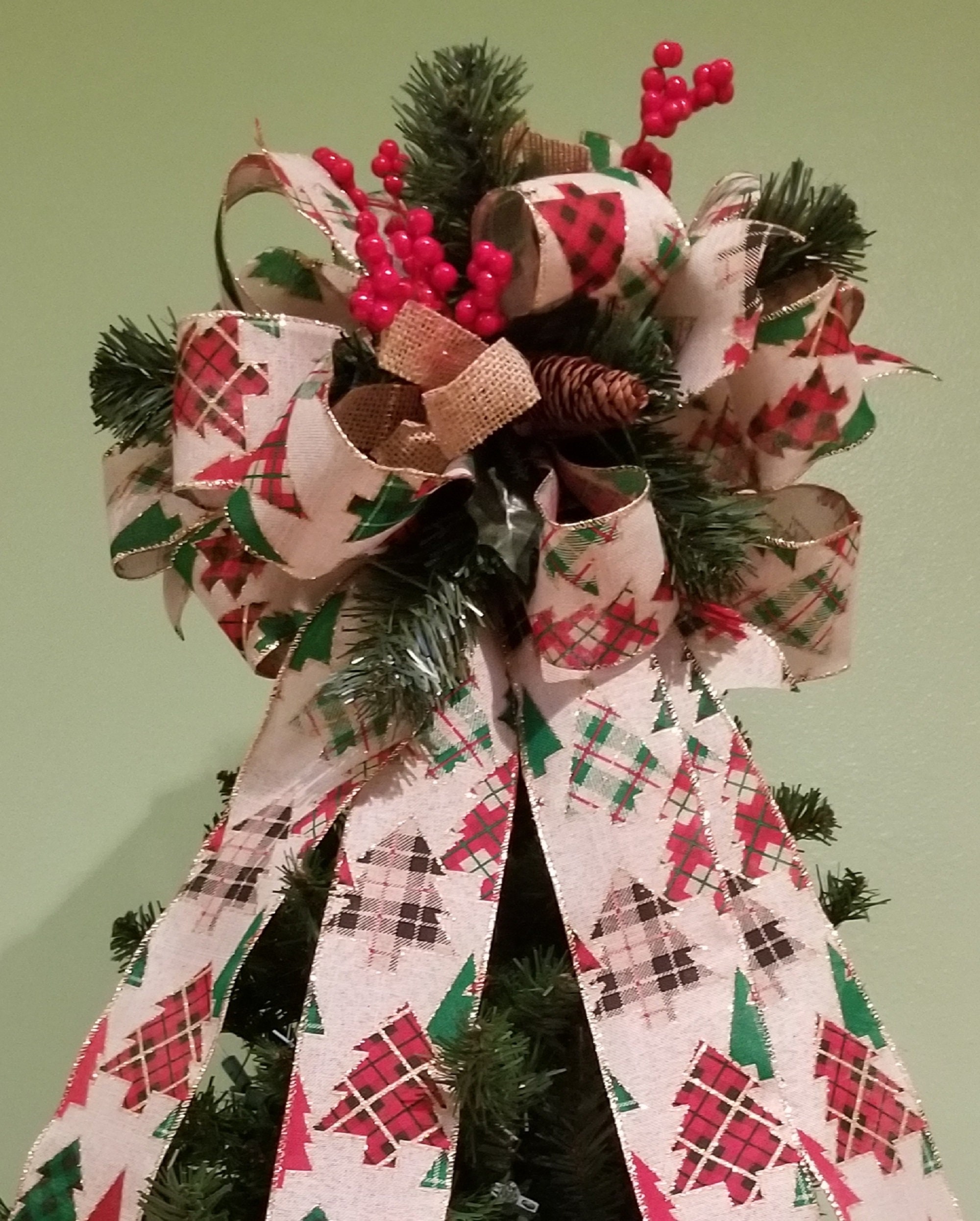 Christmas Tree Topper Bow, Holiday Cabin Lodge Plaid Christmas Tree ...