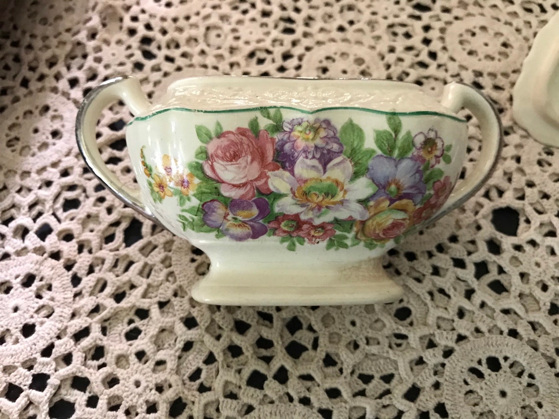 Edwin M. Knowles Sugar Bowl and Creamer Cameo Pattern 1931 | Etsy