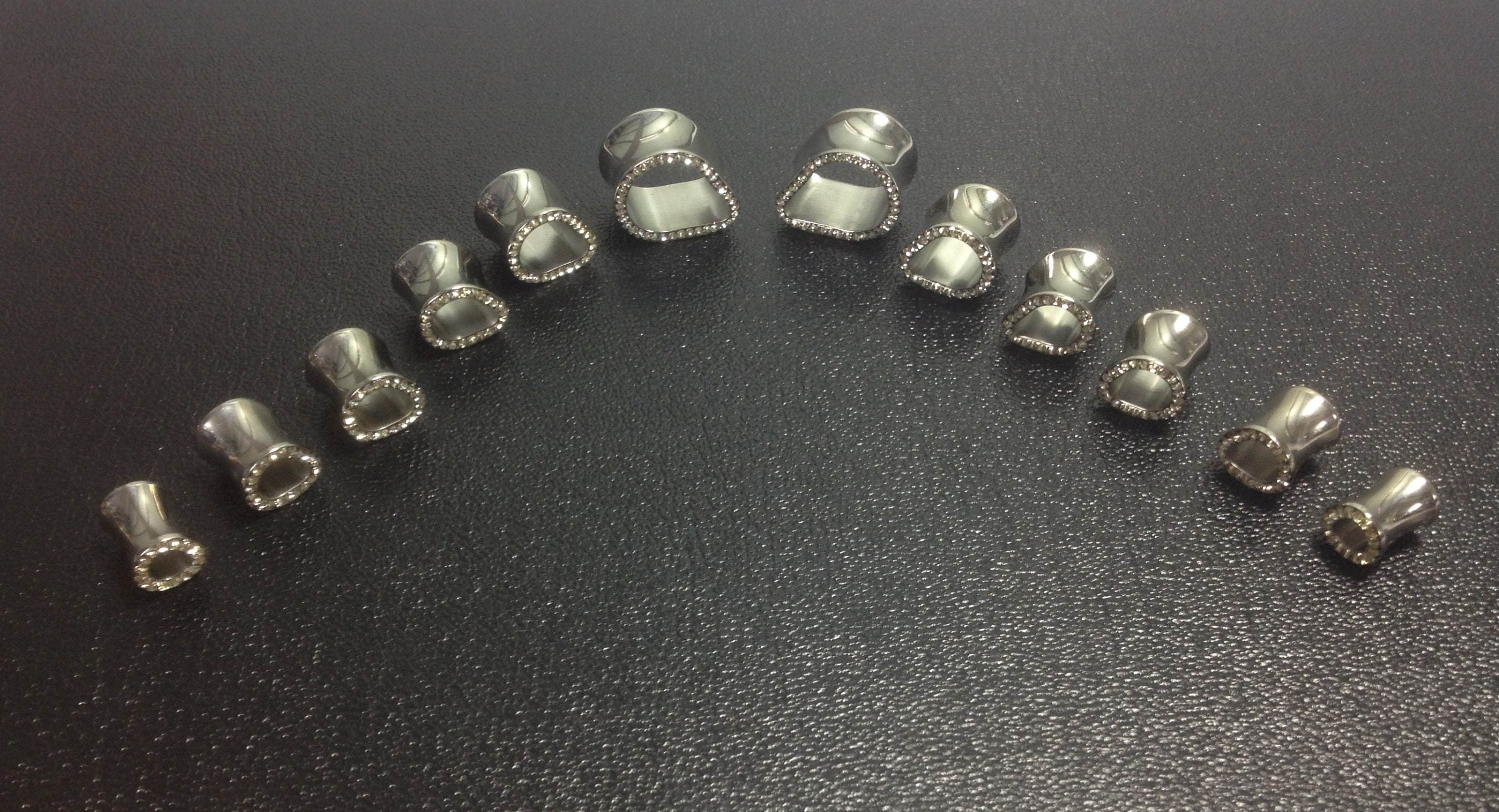 Teardrop Tunnel Ear Tunnel Gauge Ear Plug Titanium G23 - Etsy