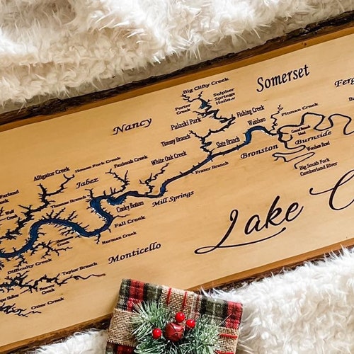 Live Edge Engraved Lake Map - Etsy