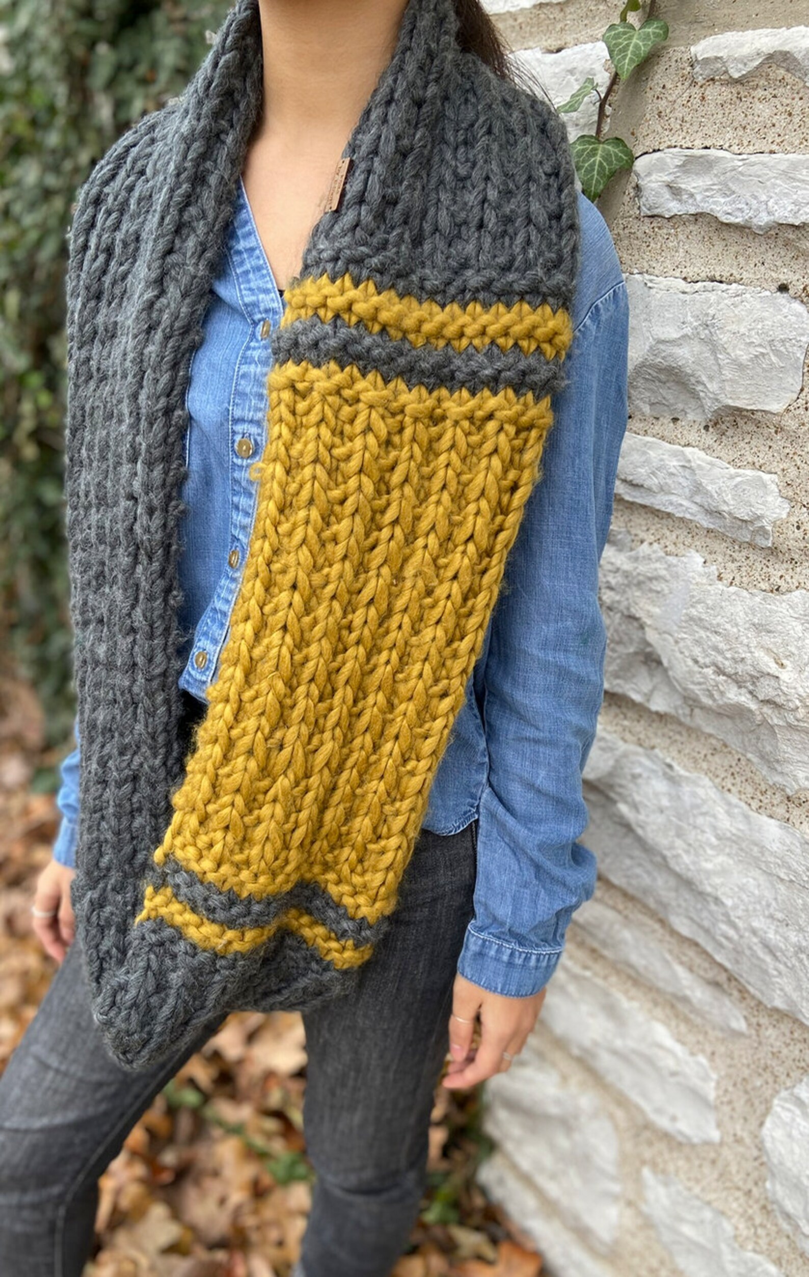 Hand Knit Super Bulky Two Color Fisherman's Rib Infinity Scarf ... Hand Knit Super Bulky Two Color Fisherman's Rib Infinity Scarf ...