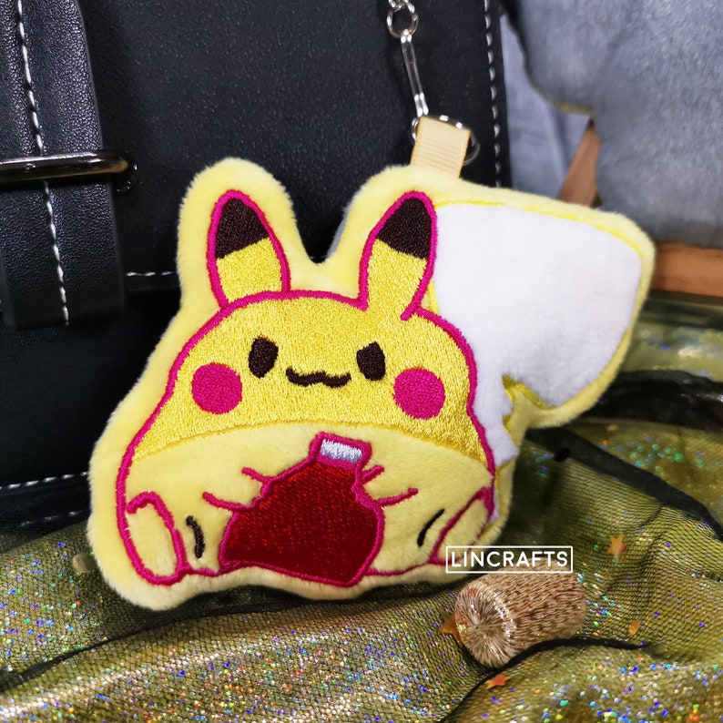 Gigantamax Pikachu: Pokemon Embroidery Plushie Keychain - Etsy