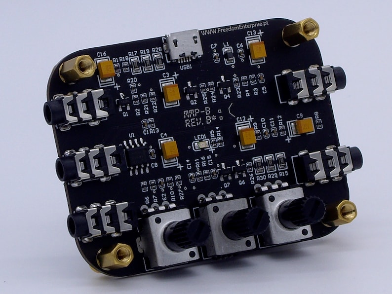 Mismatcher PETITE Active Analog Video VHS Glitch Effects - Etsy