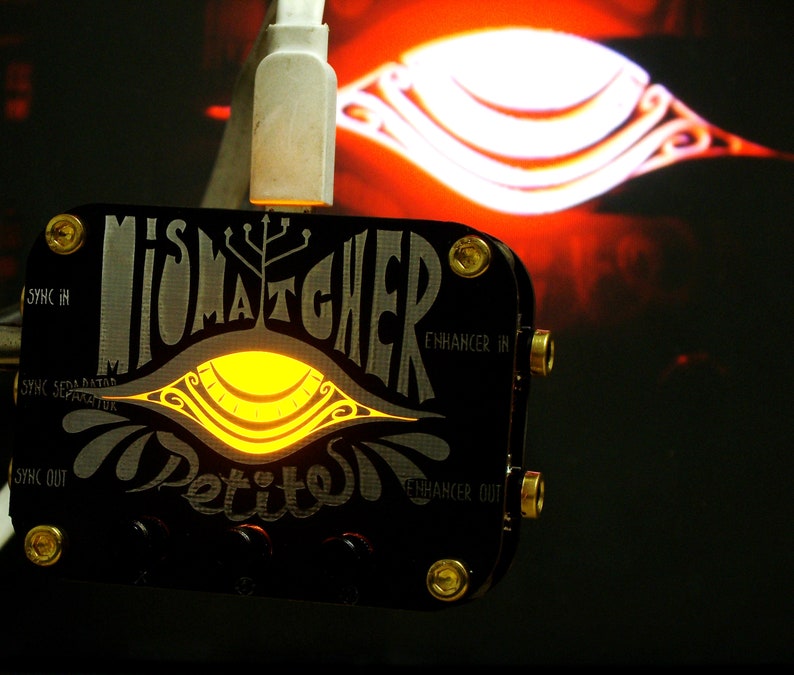 Mismatcher PETITE Active Analog Video VHS Glitch Effects - Etsy