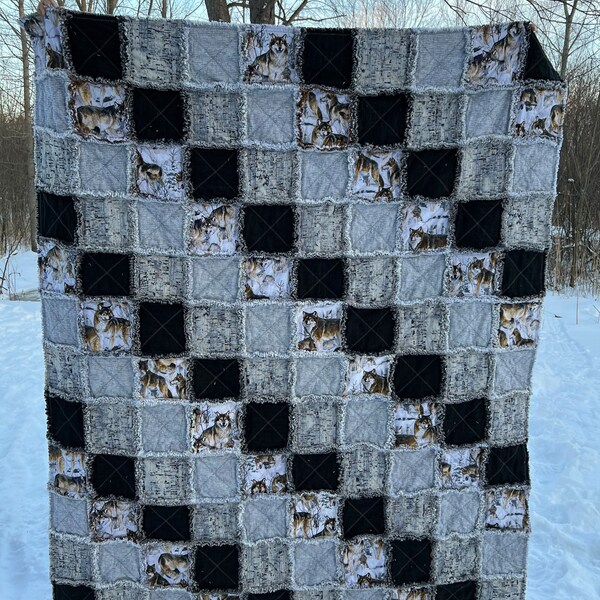 Wolf Quilt - Etsy