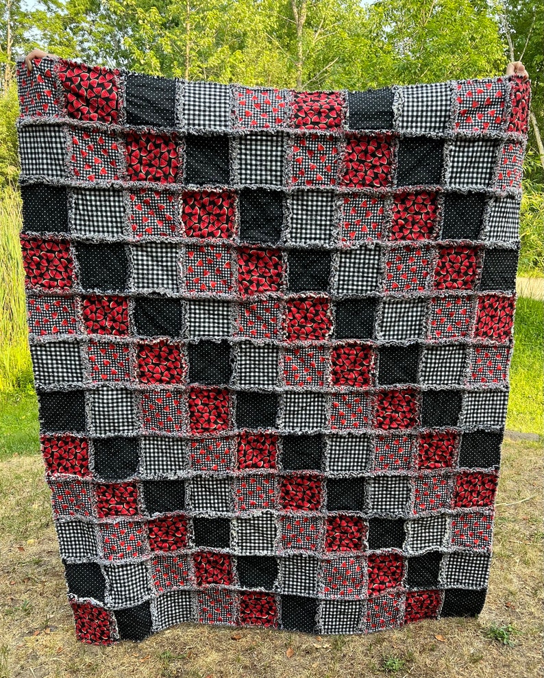 Watermelon Rag Quilt Throw, Quilts, Summer Quilt, Picnic Quilt, Country ...