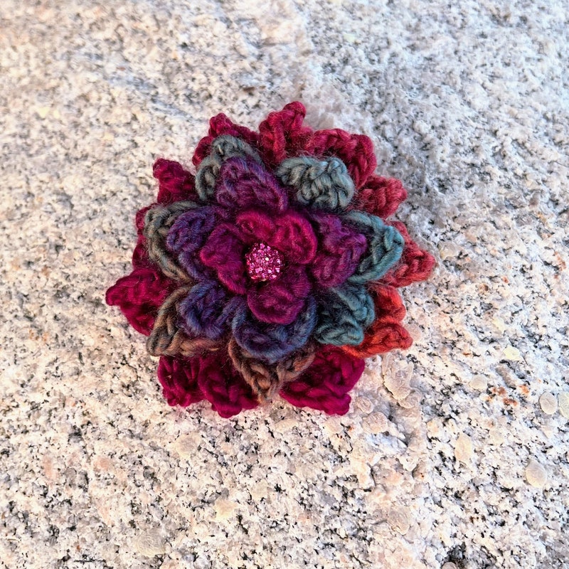 Crochet Brooch - Etsy